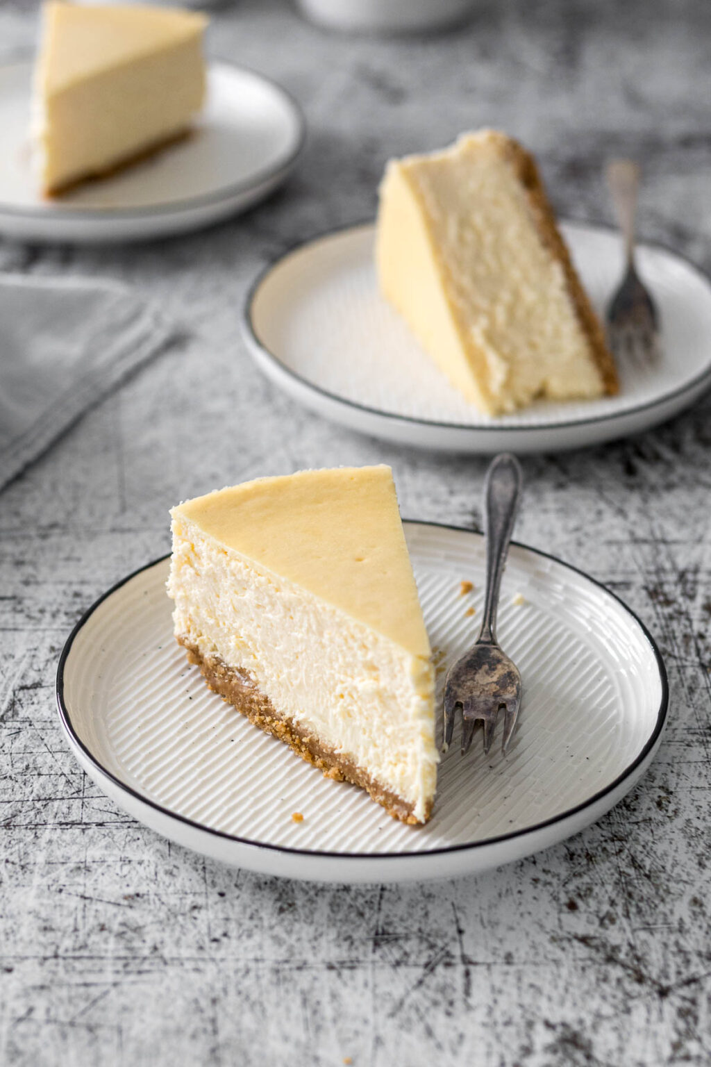 Easy Classic Philadelphia Cheesecake - Salty Ginger